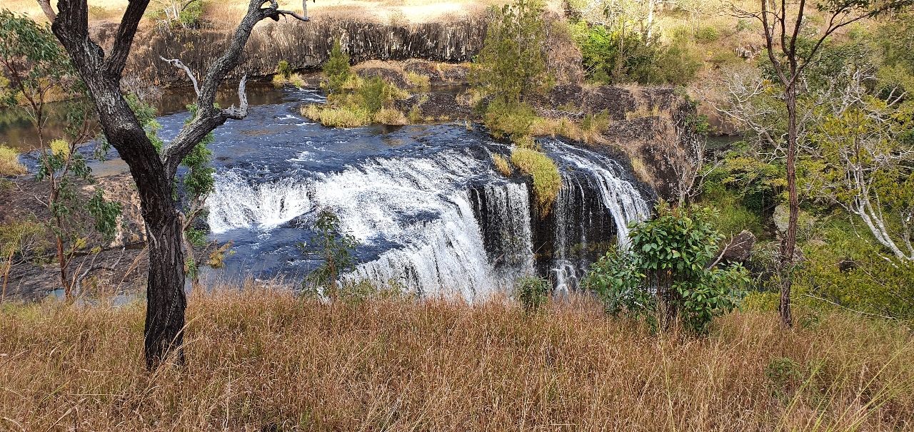 Queensland Road Trip – Waterfalls - Travel The Bucket List