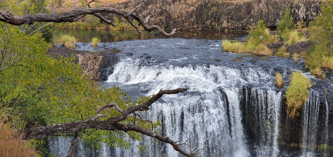 Queensland Road Trip – Waterfalls - Travel The Bucket List